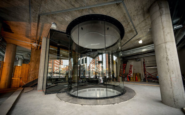 Fööni - Try Indoor Skydiving in Helsinki, Finland!