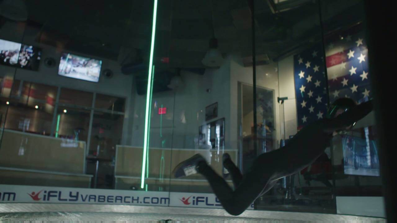 Video - Flying in the World's Biggest Outdoor Vertical Wind Tunnel ...